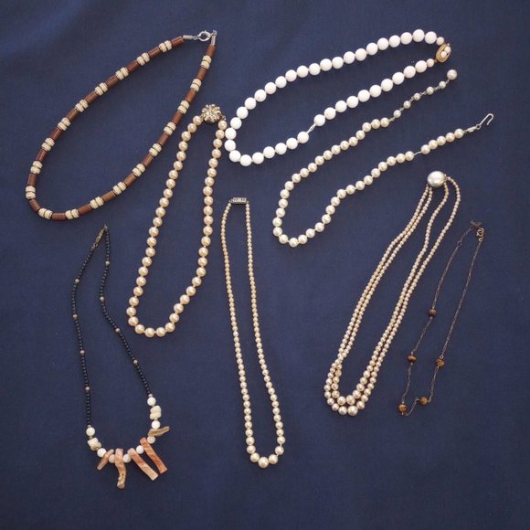 Jewelry | Vintage Estate Jewelry Lot Of 8 Necklaces All Wearable One ...